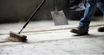 Housekeeping on the Job | OSHA Compliance | Housekeeping | Training ...