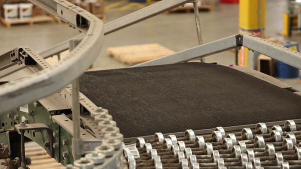 Conveyor Safety Basics | Safety Source | OSHA COMPLIANCE | Machinery ...