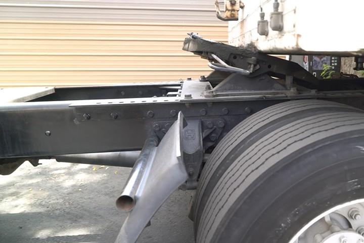 Coupling & Uncoupling Tractor/Trailers | DOT Driving Safety